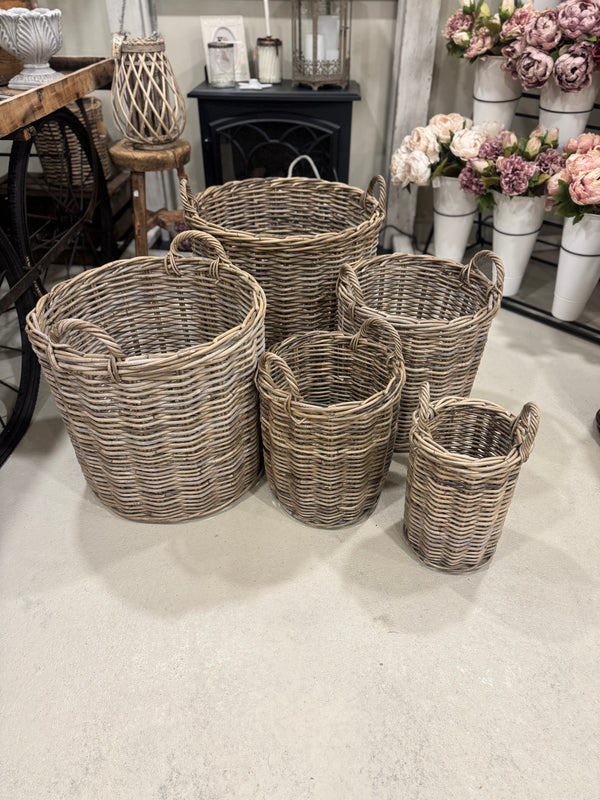 Round Kubu baskets - 5 sizes - Gracie Jaynes